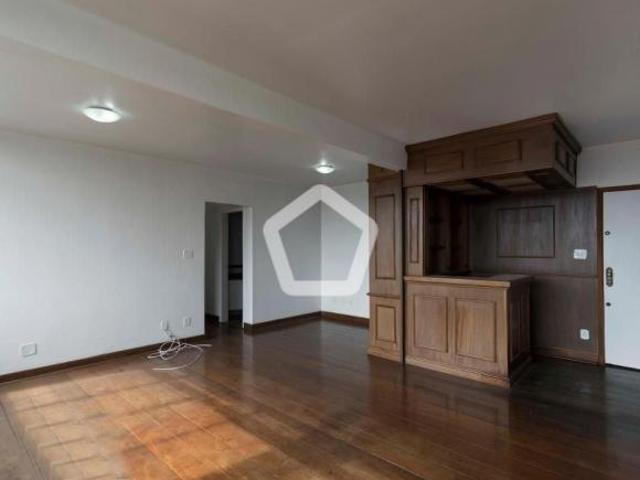 Apartamento em Cambuci