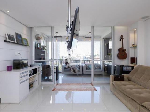 Apartamento em Cambuci