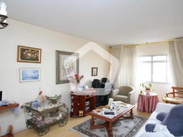 Apartamento em Cambuci