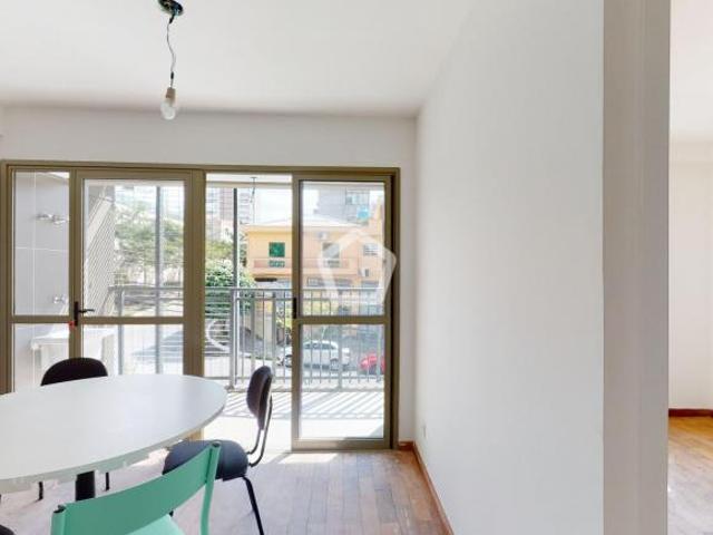 Apartamento em Cambuci