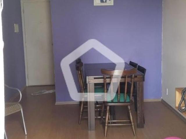 Apartamento em Cambuci