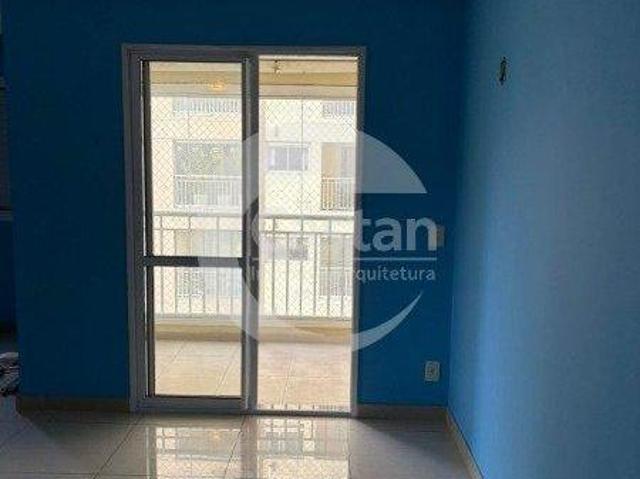 Apartamento em Cambuci