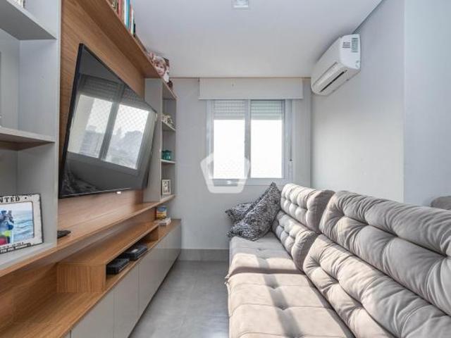 Apartamento em Cambuci