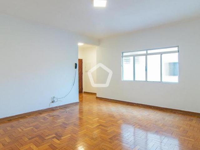 Apartamento em Cambuci