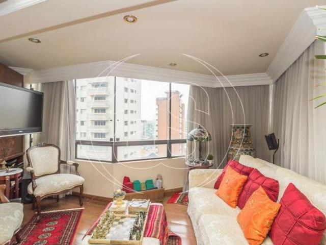 APARTAMENTO EM CAMPO BELO 300M²