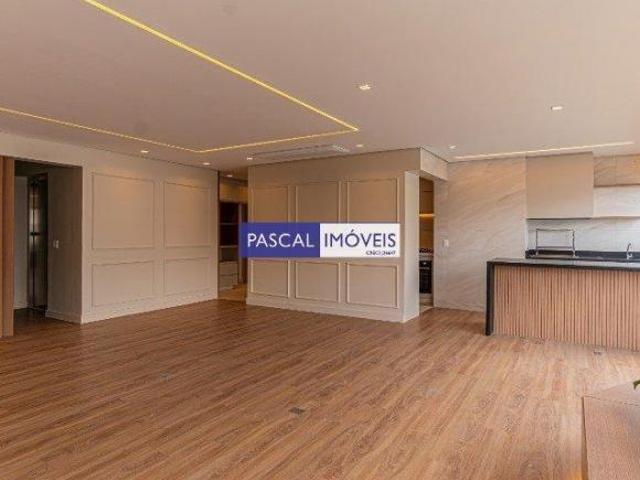 Apartamento em Campo Belo 3 suítes 2 Vagas