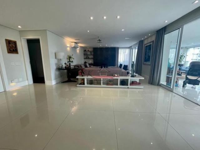 Apartamento em Campo Belo! 4 Dormitórios! 4 Suítes! 5 Vagas! 380M²! Lazer.
