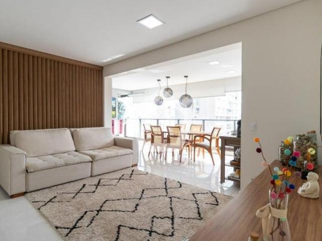 Apartamento em Campo Belo