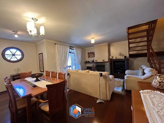 Apartamento em, Campos do Jordão/SP de 178m² 4 quartos à venda por R$ 1.149.000,00