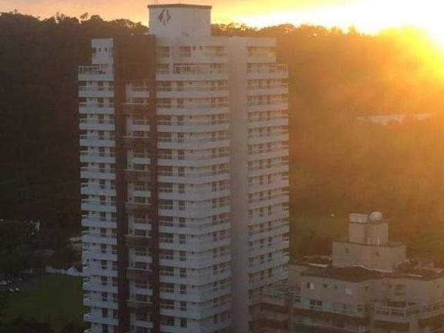 Apartamento em Canto do Forte Praia Grande