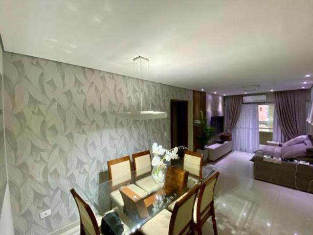 Apartamento em Canto do Forte Praia Grande, SP