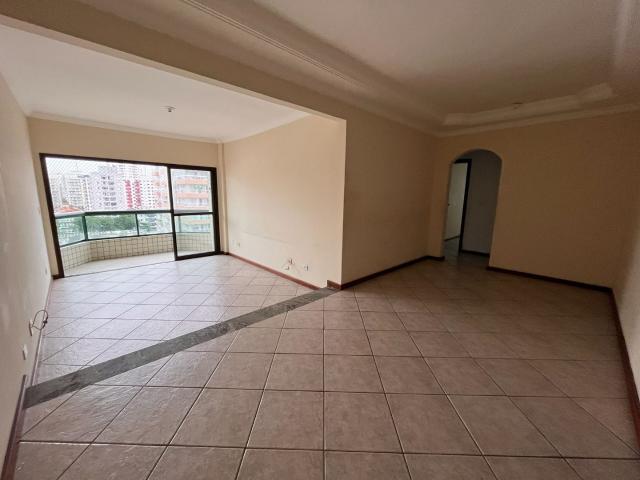 Apartamento em Canto do Forte, Praia Grande/SP de 107m² 3 quartos para locação R$ 3.900,00/mes