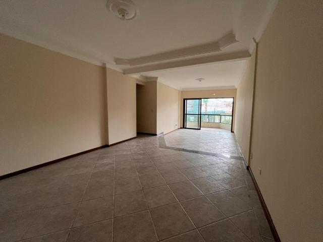 Apartamento em Canto do Forte, Praia Grande/SP de 122m² 3 quartos para locação R$ 4.000,00/mes
