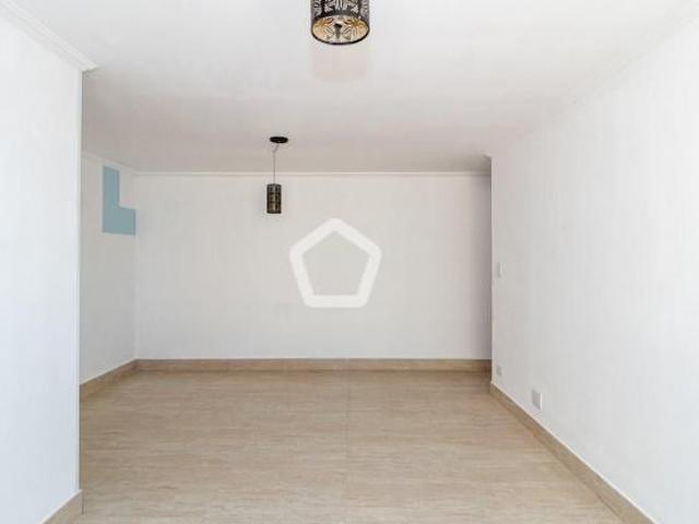 Apartamento em Cangaíba
