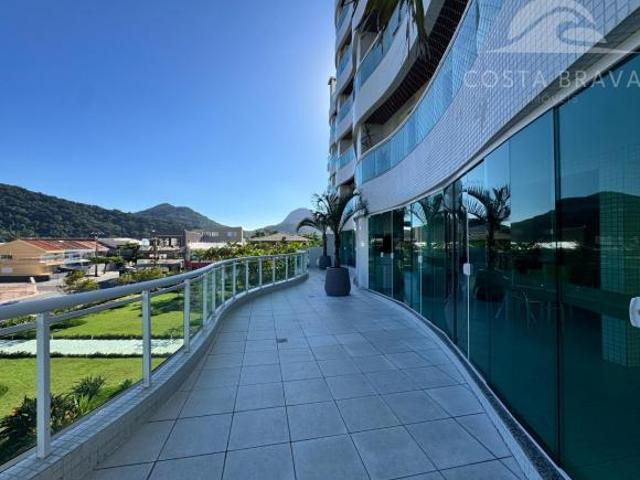 Apartamento em Caiobá Matinhos