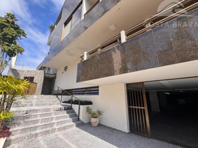Apartamento em Caiobá Matinhos