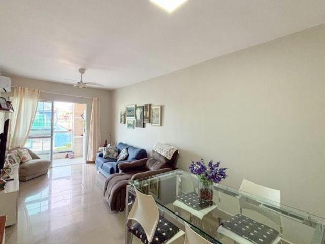 Apartamento em caiobá Ref.: 720