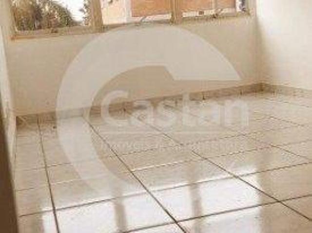 Apartamento em Carrao
