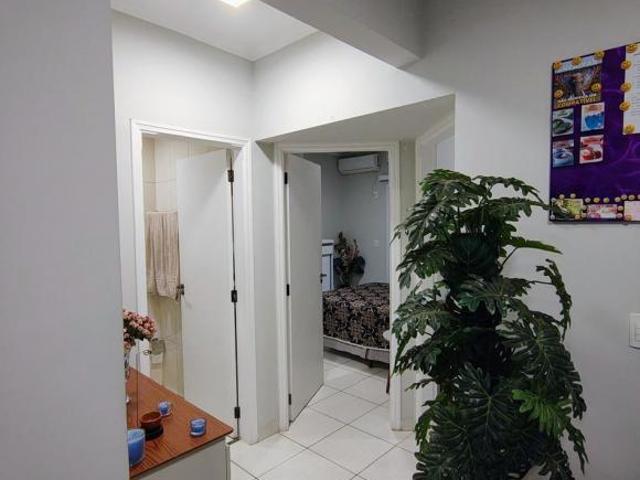 Apartamento em Catharina Zanaga Condomínio Copacabana