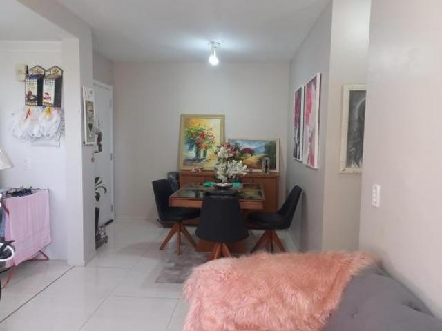 Apartamento em Cavalhada