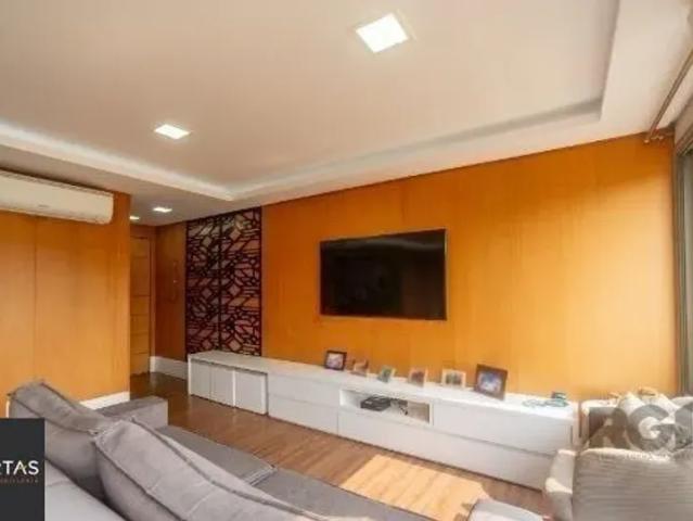 Apartamento em Cavalhada