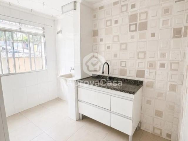 Apartamento em CDHU Fazenda Itajuíbe, Ferraz de Vasconcelos/SP de 45m² 2 quartos à venda por R$ 159.900,00