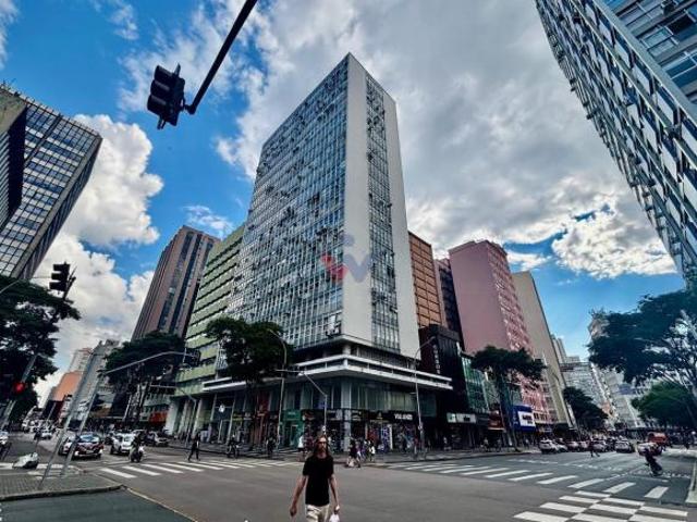 Apartamento em Centro, Curitiba/PR de 48m² à venda por R$ 230.000,00