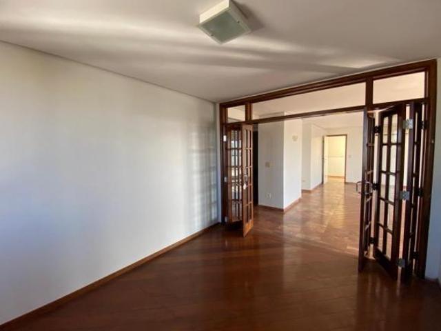 Apartamento em Centro, Araçatuba/SP de 334m² 3 quartos à venda por R$ 650.000,00