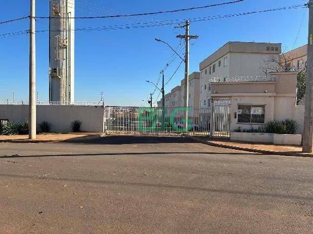 Apartamento em Centro, Araraquara/SP de 45m² 2 quartos à venda por R$ 97.370,70