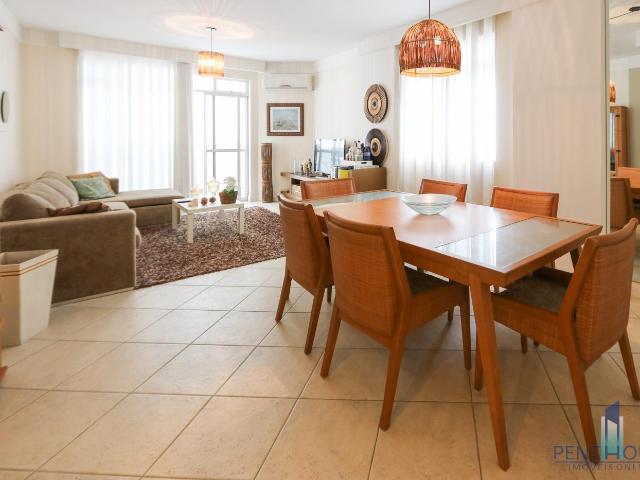 Apartamento em Centro, Balneário Camboriú/SC de 107m² 2 quartos à venda por R$ 1.979.900,00