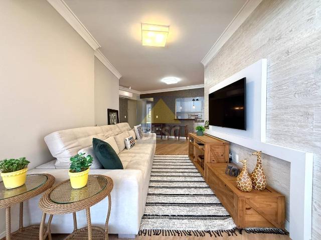 Apartamento em Centro, Balneário Camboriú/SC de 100m² 3 quartos à venda por R$ 2.199.900,00