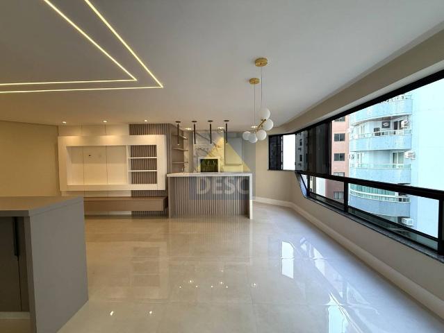 Apartamento em Centro, Balneário Camboriú/SC de 103m² 3 quartos à venda por R$ 1.899.000,00