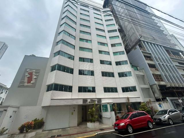 Apartamento em Centro, Balneário Camboriú/SC de 110m² 2 quartos à venda por R$ 1.179.000,00