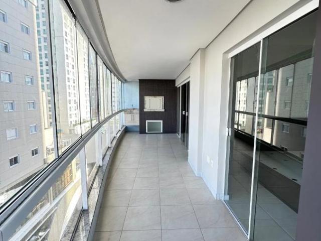Apartamento em Centro, Balneário Camboriú/SC de 110m² 2 quartos à venda por R$ 1.799.000,00