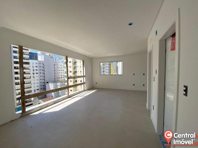 Apartamento em Centro, Balneário Camboriú/SC de 125m² 3 quartos à venda por R$ 1.799.000,00