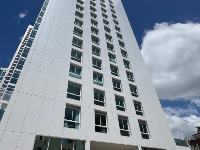 Apartamento em Centro, Balneário Camboriú/SC de 125m² 3 quartos à venda por R$ 3.299.000,00
