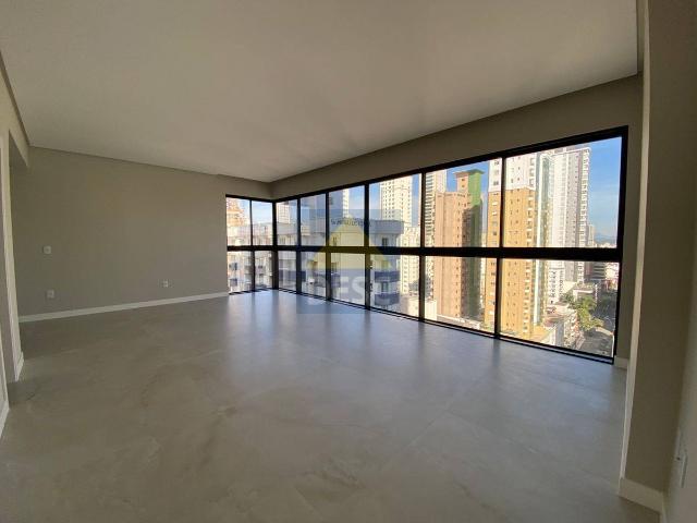 Apartamento em Centro, Balneário Camboriú/SC de 126m² 3 quartos à venda por R$ 2.949.000,00