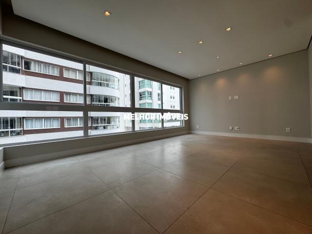 Apartamento em Centro, Balneário Camboriú/SC de 120m² 3 quartos à venda por R$ 1.949.000,00