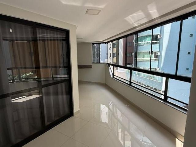 Apartamento em Centro, Balneário Camboriú/SC de 120m² 3 quartos à venda por R$ 1.799.900,00