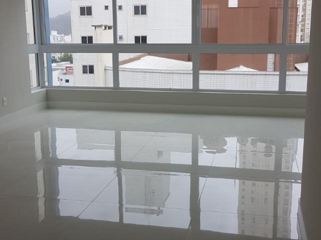 Apartamento em Centro, Balneário Camboriú/SC de 120m² 3 quartos à venda por R$ 2.299.900,00
