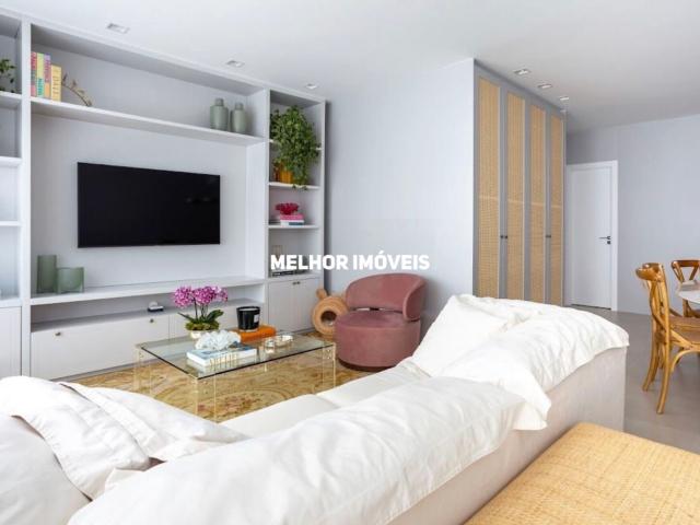 Apartamento em Centro, Balneário Camboriú/SC de 120m² 3 quartos à venda por R$ 2.499.900,00
