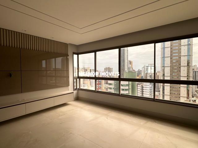 Apartamento em Centro, Balneário Camboriú/SC de 120m² 3 quartos à venda por R$ 2.699.900,00