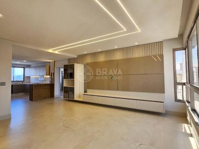 Apartamento em Centro, Balneário Camboriú/SC de 120m² 3 quartos à venda por R$ 2.799.900,00