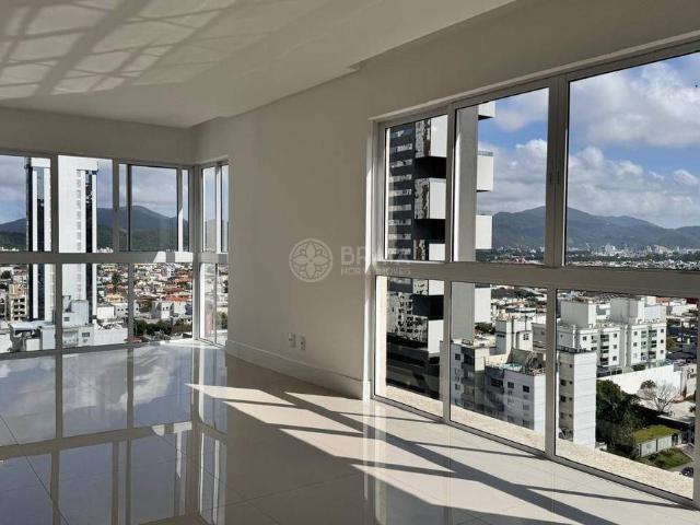 Apartamento em Centro, Balneário Camboriú/SC de 123m² 3 quartos à venda por R$ 1.979.000,00