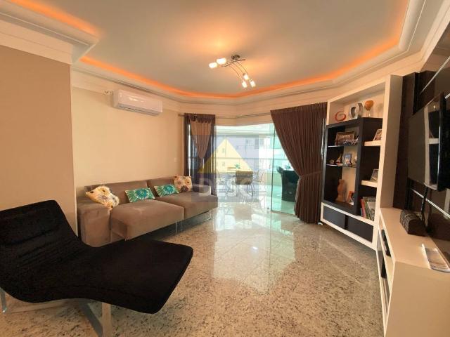 Apartamento em Centro, Balneário Camboriú/SC de 134m² 3 quartos à venda por R$ 2.299.000,00
