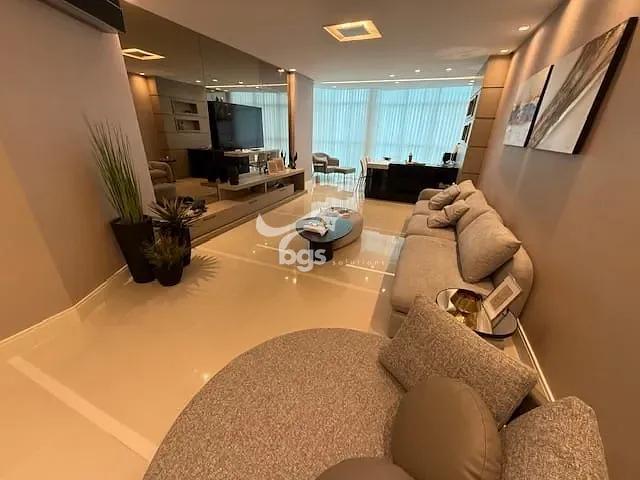 Apartamento em Centro, Balneário Camboriú/SC de 134m² 3 quartos à venda por R$ 3.549.900,00