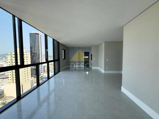 Apartamento em Centro, Balneário Camboriú/SC de 135m² 4 quartos à venda por R$ 3.199.900,00