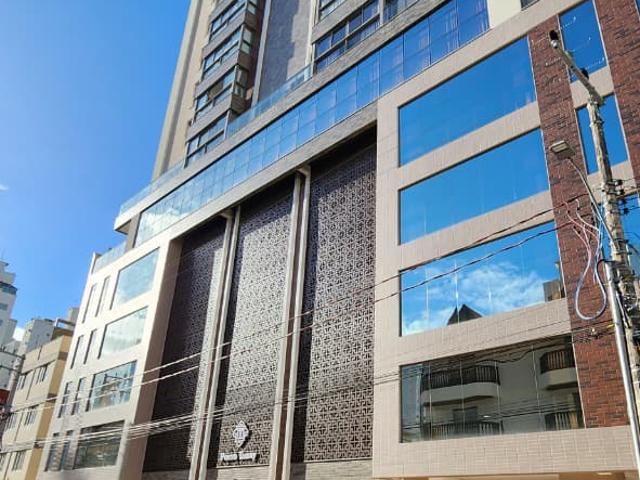 Apartamento em Centro, Balneário Camboriú/SC de 137m² 4 quartos à venda por R$ 2.699.000,00