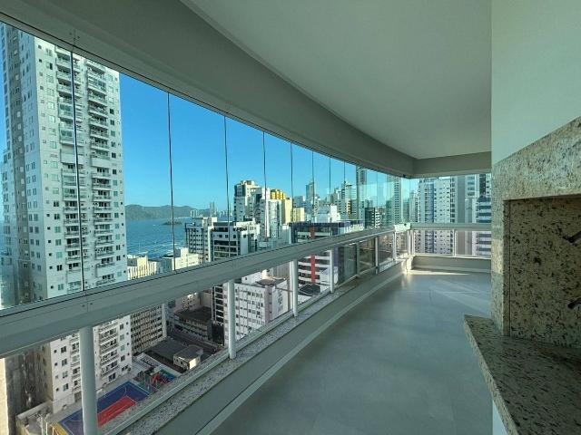 Apartamento em Centro, Balneário Camboriú/SC de 138m² 3 quartos à venda por R$ 4.199.900,00