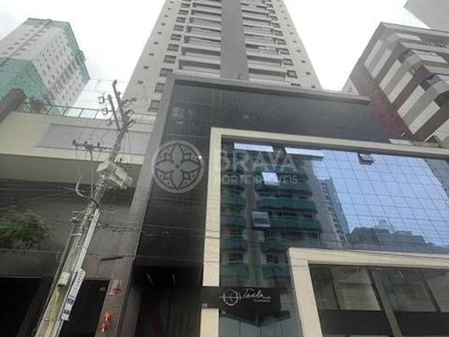 Apartamento em Centro, Balneário Camboriú/SC de 132m² 2 quartos à venda por R$ 2.499.900,00